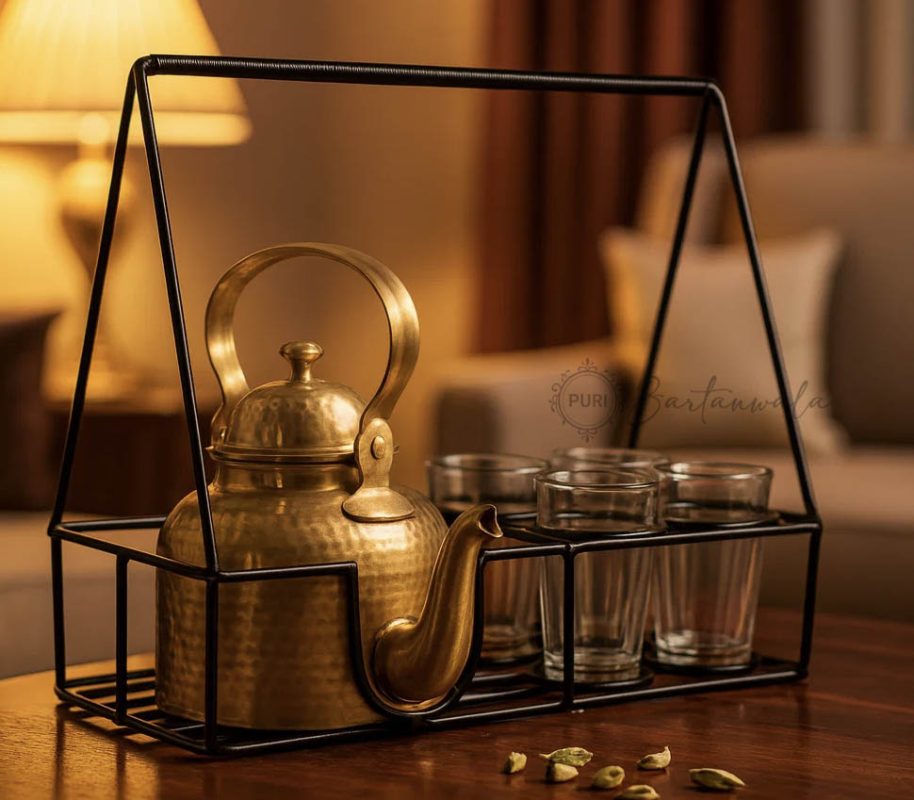 Bombay Cutting Chai Set – 4 Glass Stand & Brass Kettle 1.25L